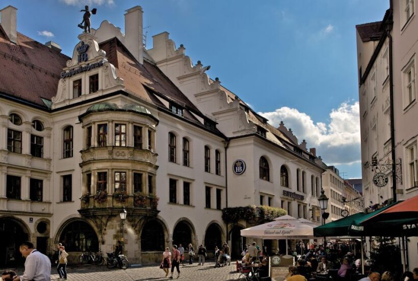 Discover Munich 2-Hour Small Group Walking Tour - The Sum Up