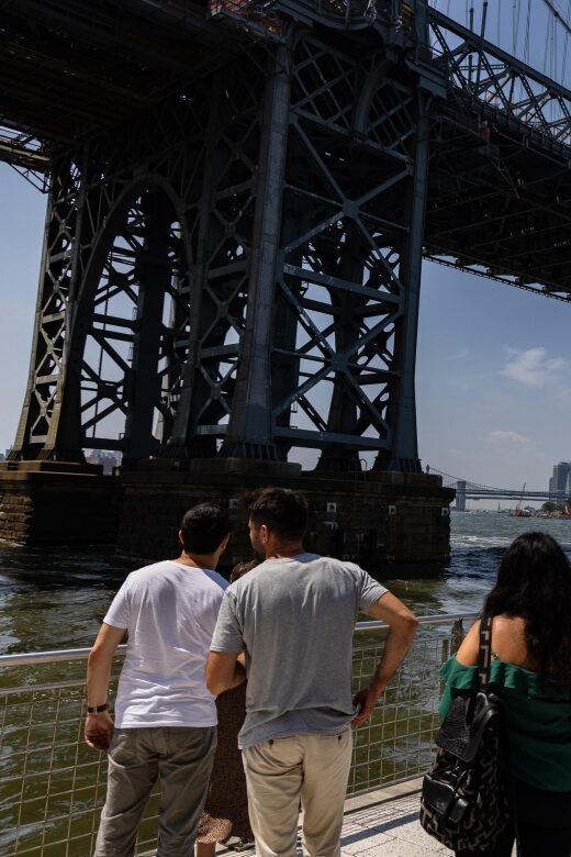 Discover NYC-Tour of Manhattan, The Bronx, Queens & Brooklyn - What Makes This Tour Stand Out?