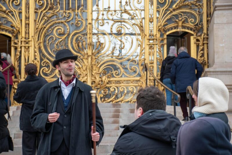 Discover Olympic Paris! Guided tour with an actor-guide - Value and practical considerations