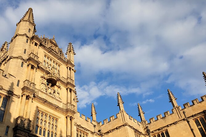 Discover Oxford University With Recent Graduate - Inside the Hallowed Halls of Divinity School