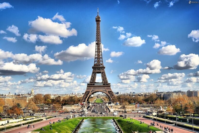 Discover Paris: Private Tour from Le Havre with Expert Guide - Key Points