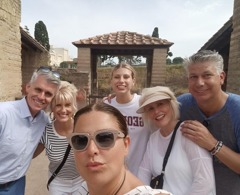 Discover Pompeii with a professional guide for 2hrs - Key Points