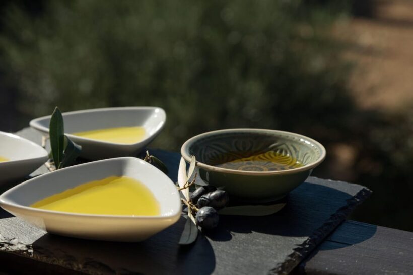Discover Portugal's Flavors: Wine & Olive Oil Tasting - Key Points