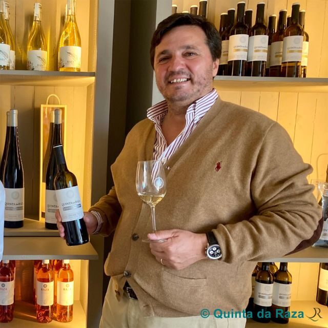 Discover Quinta da Raza's Alvarinho Wines - What to Expect During the Tour