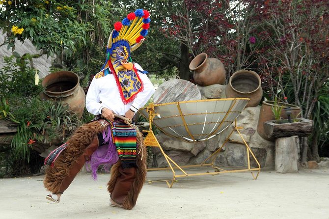 Discover Quito; Old Town, Middle of the World + Cable Car PRIVATE - Accessibility and Participation