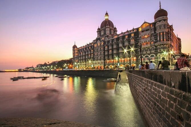 Discover Sailing at Iconic Gateway- Mumbai - What’s Included and What’s Not