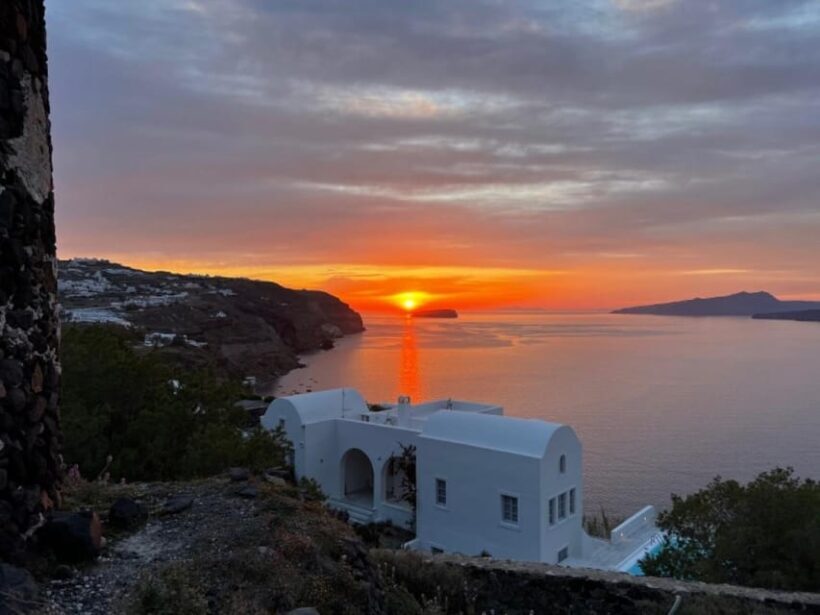 DISCOVER SANTORINI LIKE A LOCAL IN 5 HOURS - Key Points