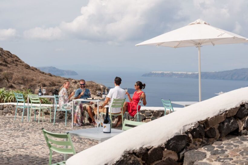 Discover Santorini: Prehistoric Akrotiri & Winery Tour - Who Should Consider This Tour?