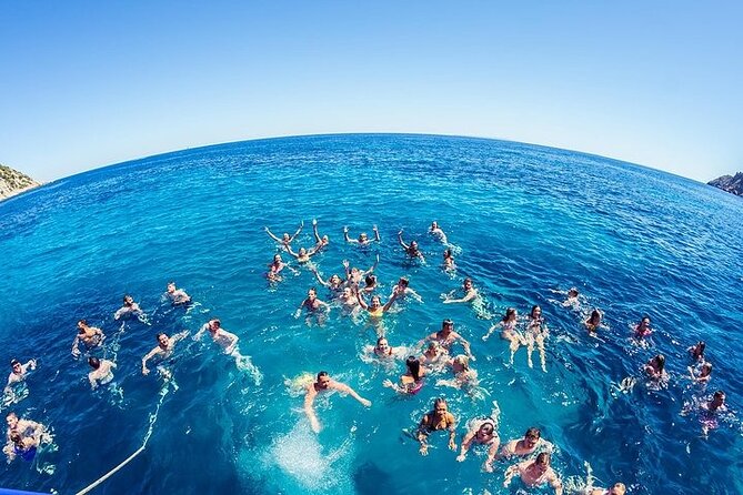 Discover secrets of the sea swimming cave and underwater vision - Discover Secrets of the Sea Swimming Cave and Underwater Vision: A Practical Review