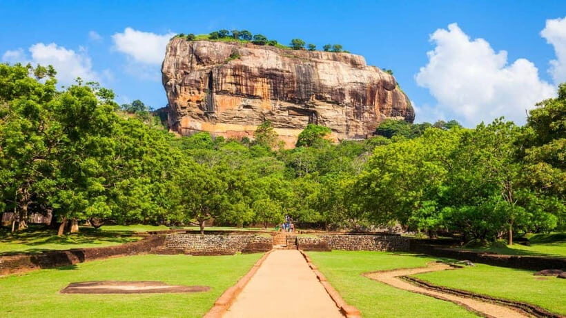Discover Sri Lanka: 5-Day Cultural & Coastal Tour - Exploring the Highlights: In-Depth Look at the Itinerary