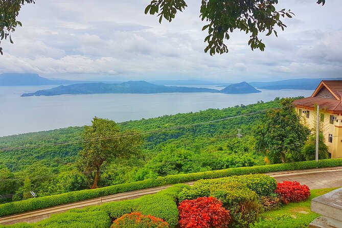 Discover Tagaytay's Countryside: Half-Day Sightseeing Tour - Transportation and Group Size