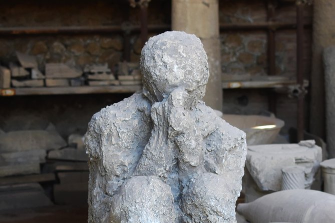 Discover the Ancient Ruins of Pompeii: Day Trip From Rome - Shopping Opportunity: Coral and Cameo Factory