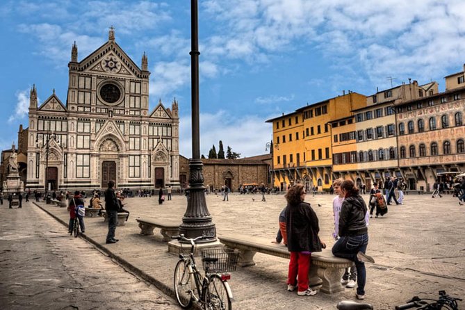 Discover the Art and History of Santa Croce Basilica in Florence - Traveler Experiences and Positive Reviews