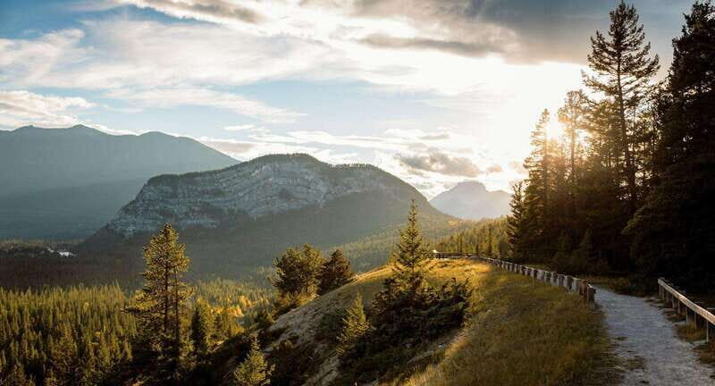 Discover the Best of Banff: Lakes, Mountains, Gondola Ride - What Could Be Better