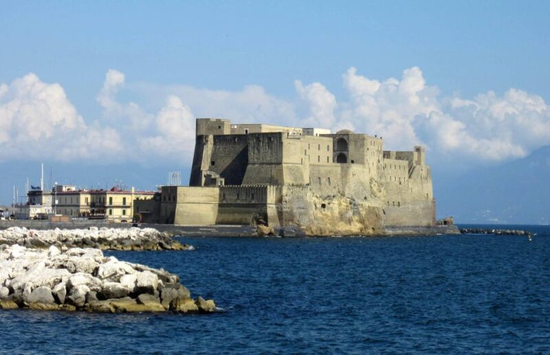 Discover the castles of Naples - FAQ