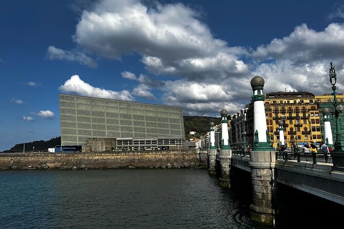 Discover the History, Market, Wine & Pintxos in San Sebastian - FAQ