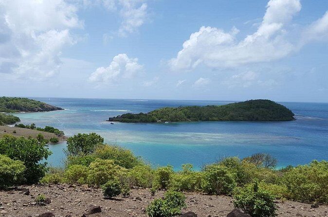 Discover the islands in the bay of Le Robert - Kayak rental half day - Key Points