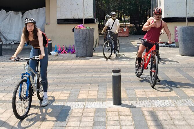Discover the jewels of Chapultepec on a bike - FAQ