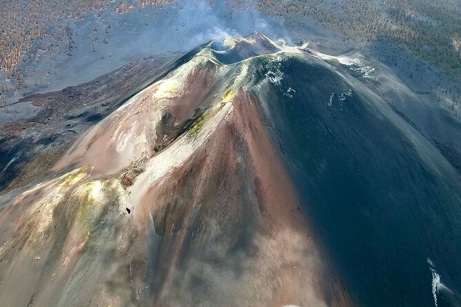 Discover the Last Eruption in La Palma - Multilingual Guide and Informative Experiences