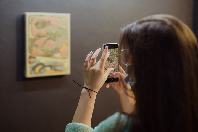 Discover the local art scene with ArtCrawl - A detailed look at the ArtCrawl experience