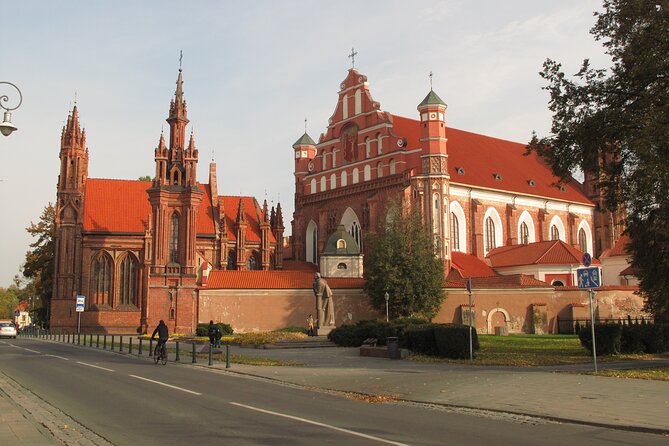 Discover the main sights and hidden gems in Vilnius Old Town - FAQ