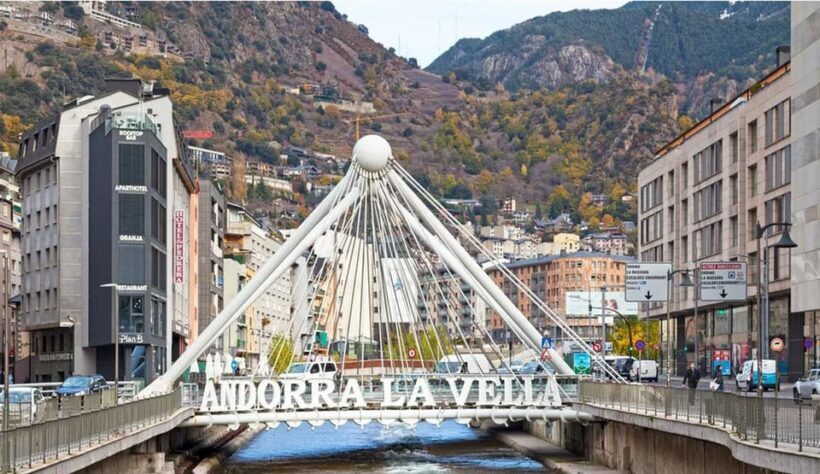 Discover the medieval Seu and Andorra in one day from Barcelona with lunch - An overview of the experience