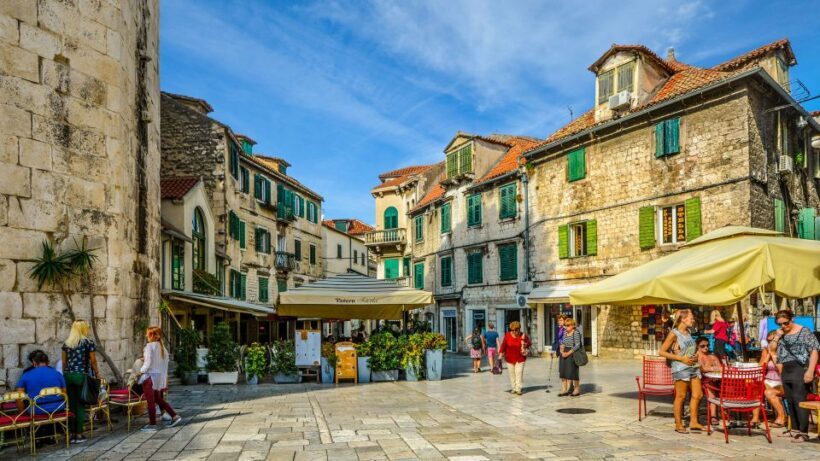 Discover The Old Town Split 1.5h walking Small group tour - Final Thoughts
