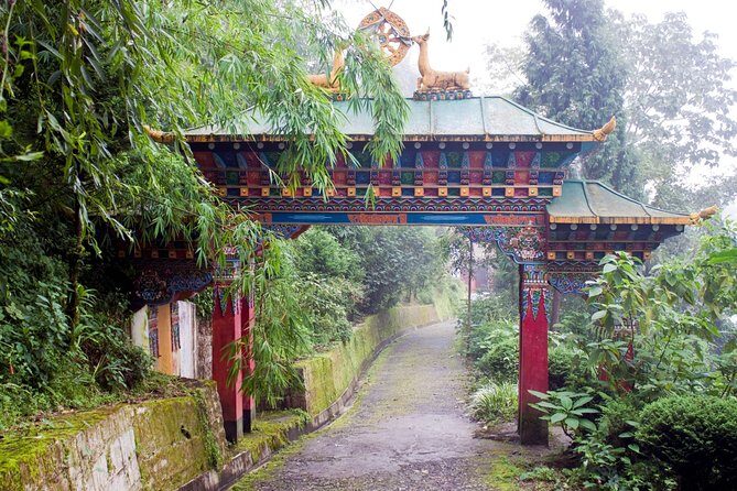 Discover the Spiritual Trails of Darjeeling (2 Hours Guided Walking Tour) - Exploring Darjeeling’s Spiritual Landscape