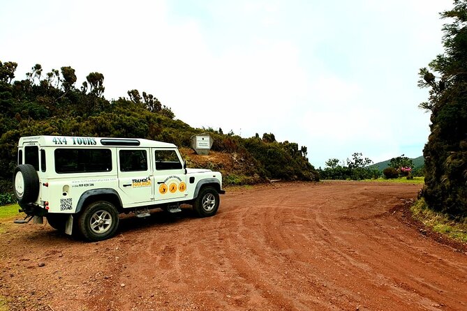 Discover the Unexplored Beauty of the Island by Jeep the Nordeste - Personalized and Knowledgeable Guidance