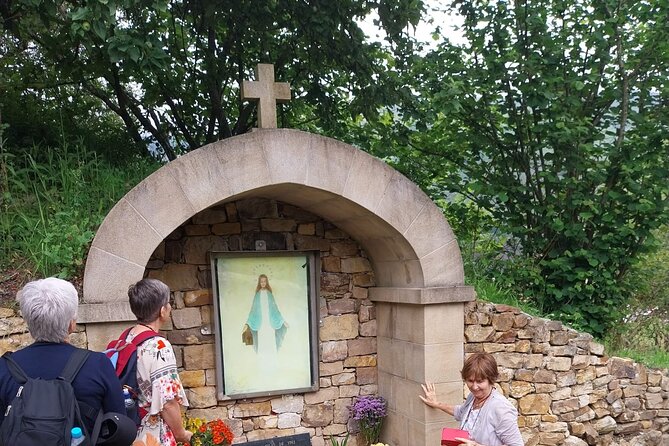 Discover the village of San Sebastian De Garabandal- small groups - Key Points