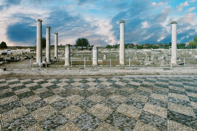 Discover Vergina and Pella: Day Trip to Macedonian Kingdom - Exploring the Pella Archaeological Site