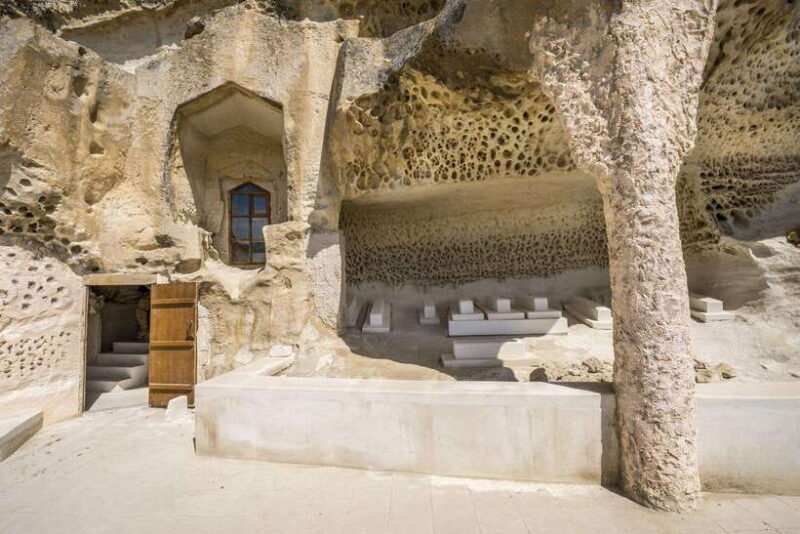 Discover Whole Mangystau in 7 days - Group Tour - FAQs