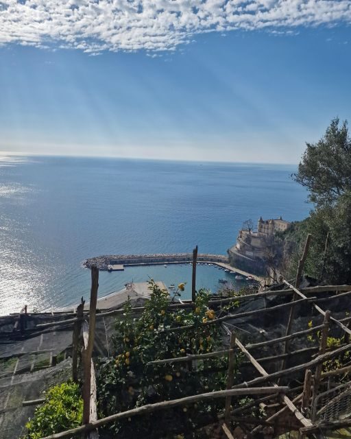 Discovering Amalfi coast via Amalfi - Pogerola by walking - Key Points