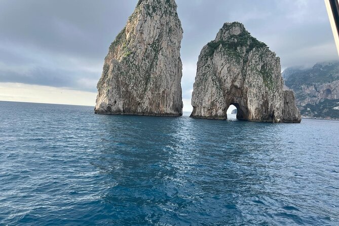 Discovering Capri in One Day Review - Tour Guide Recommendations