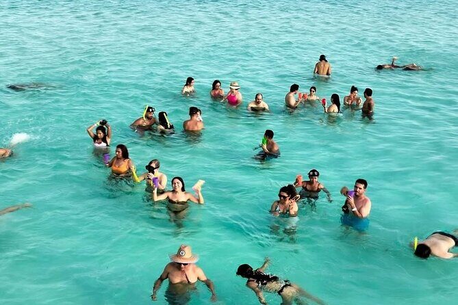 Discovering El Cielo Reef by Double Decker Catamaran - FAQs