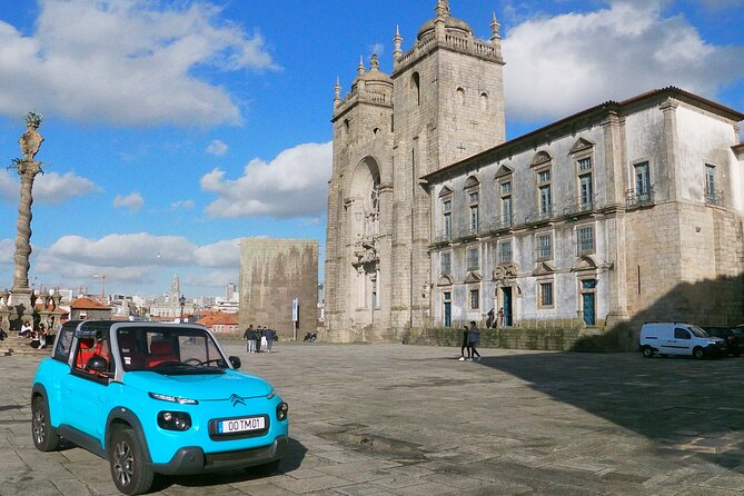 Discovering Porto in an Eco-Friendly Vehicle - Knowledgeable and Passionate Guide