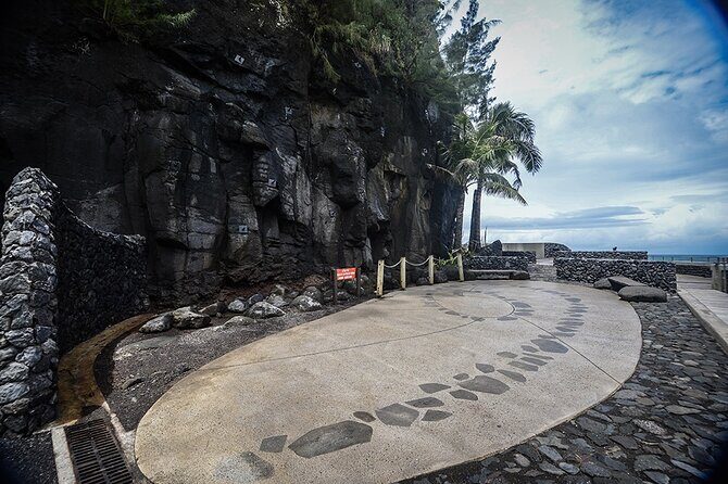 Discovering the emblematic sites of Tahiti - The Real Experiences: What Travelers Say