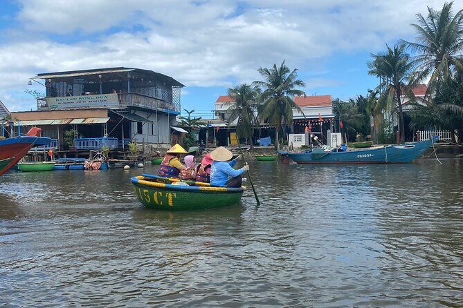 Discovery Basket Boat With Lunch - Traveler Feedback and Authentic Insights