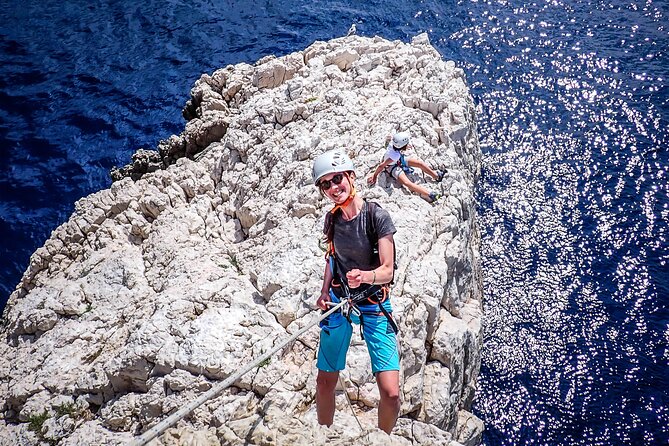 Discovery Climbing Large Routes in the Calanques of Marseille - FAQ