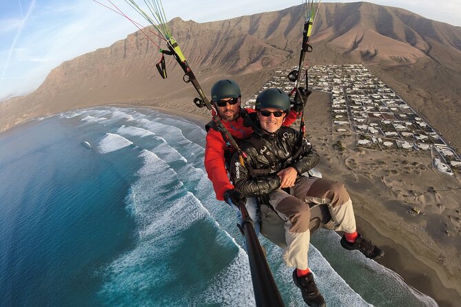 DISCOVERY FLIGHT Tandem Paragliding Lanzarote With Pro Pilot - Participant Requirements and Accessibility