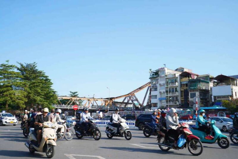 Discovery Hanoi City Tour Full Day Trip/Limousine bus/Lunch - Key Points