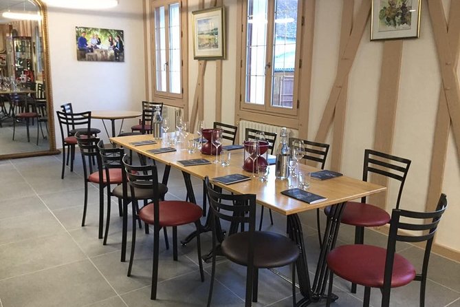 Discovery of a Champagne From Vintner, From the Cellar to the Tasting - The Role of Terroir in Champagne Flavor Profiles