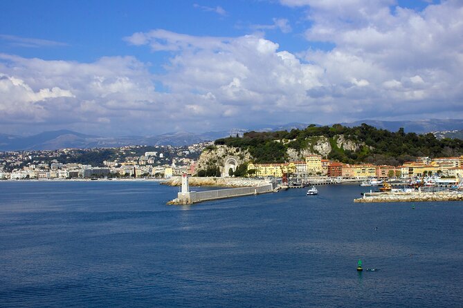 Discovery of the city of Nice by electric Méhari - Authentic Insights from Travelers