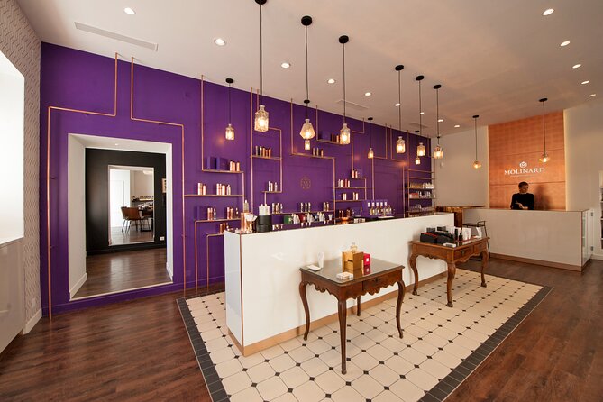 Discovery Perfume Workshop in Nice - Personal Scent Development