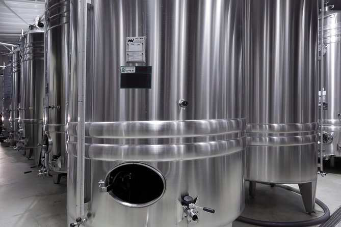 Discovery Tour (2 Tastings) - Accessibility and Additional Details