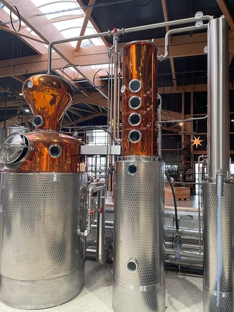 Distillery tour with guide! - Key Points