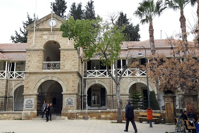 Divided Capital NICOSIA - Cultural Diversity and Coexistence