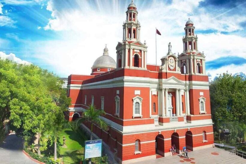 Divine Delhi: Explore Indian Faiths on a Cultural Tour - What’s the Experience Like?