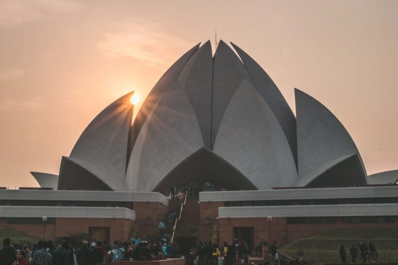 Divine Delhi: Full-Day Tour of Temples & Spiritual Sites - What Makes This Tour Stand Out?