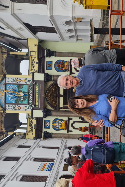 Divine Dusk: The Pashupatinath Evening Aarti Private Tour - What’s Included and What’s Not